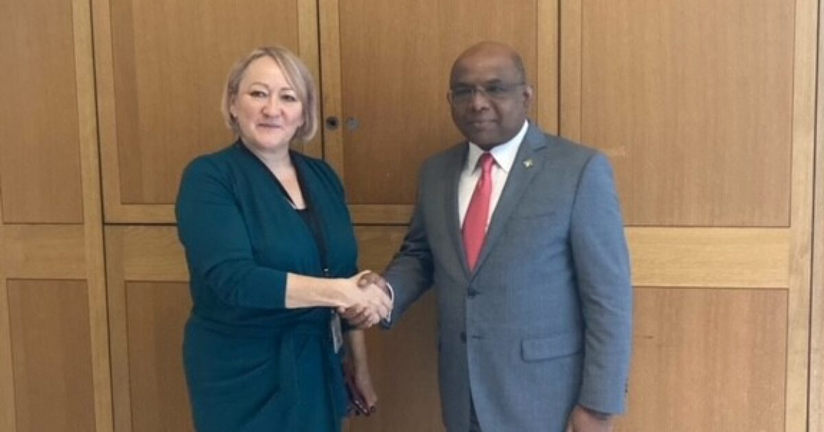 Maldivian Foreign Minister - Kerry McCarthy